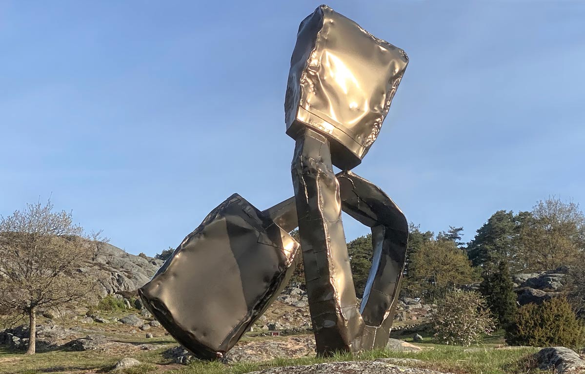 Sculpture exhibition in Pilane on Tjörn island